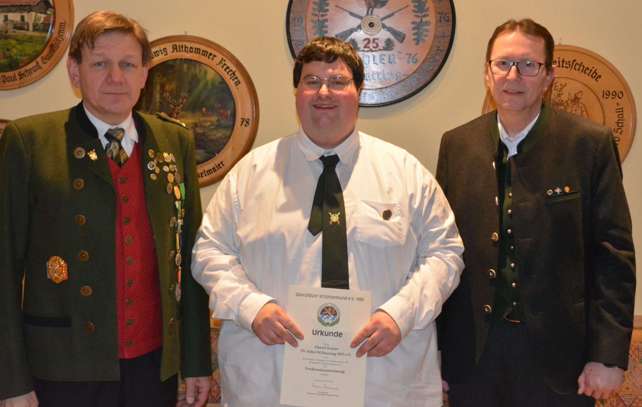 Horst Tischner ist Schützenmeister der Adlerschützen Willmering ...